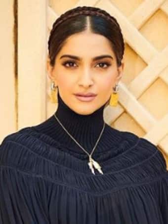 Sonam Kapoor : Latest News, Videos and Photos on Sonam Kapoor - India ...