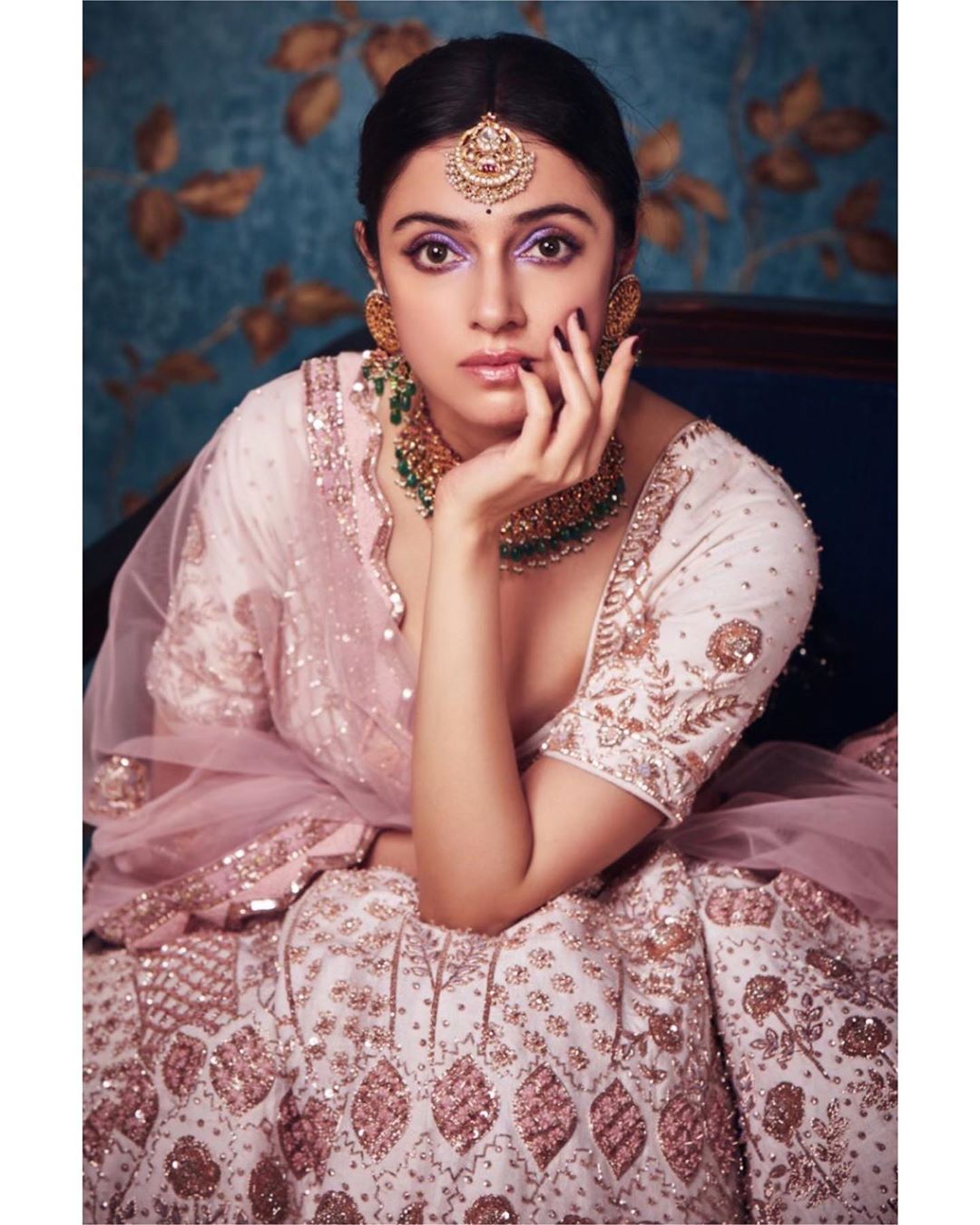 'याद पिया की आने लगी' गाने का नया वर्जन रिलीज, खास अंदाज में नजर आईं ...