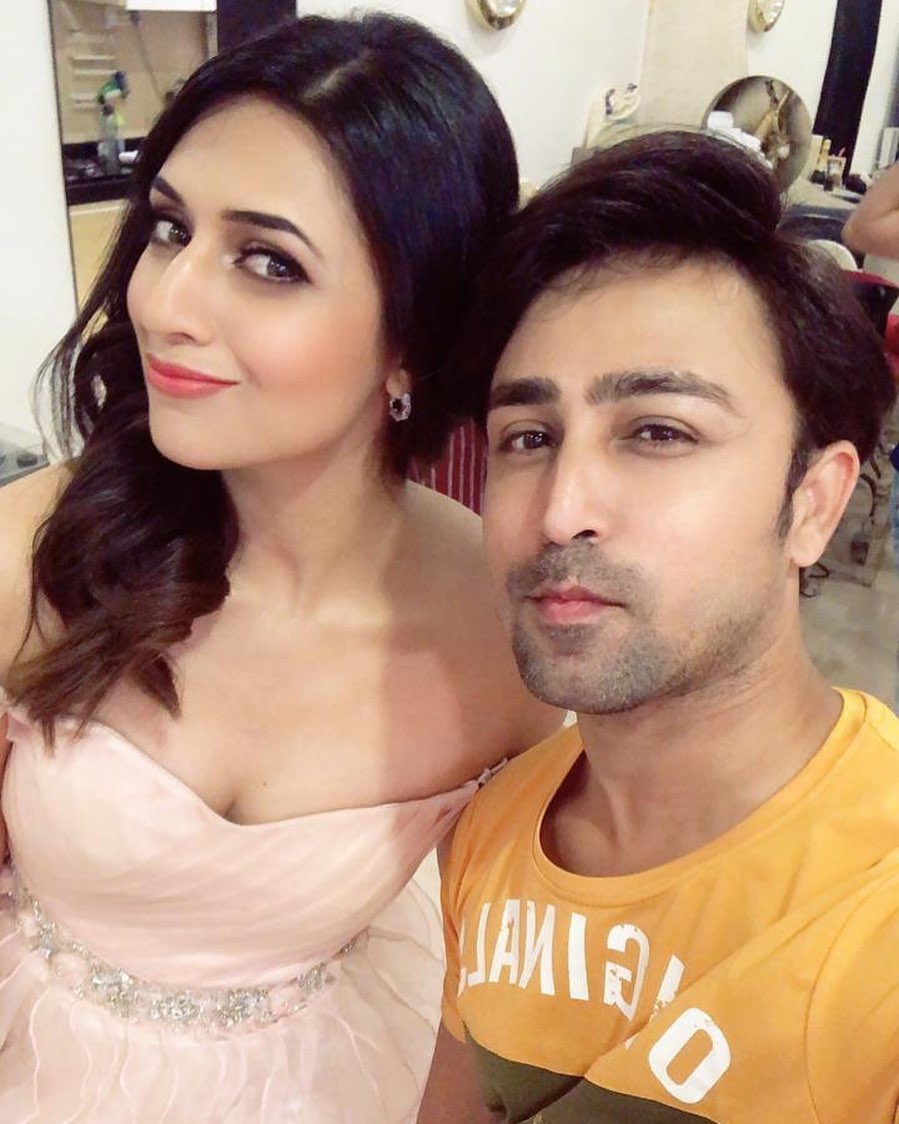 TV serial actor Divyanka Tripathi Real life Photos टीवी की संस्कारी बहू ...