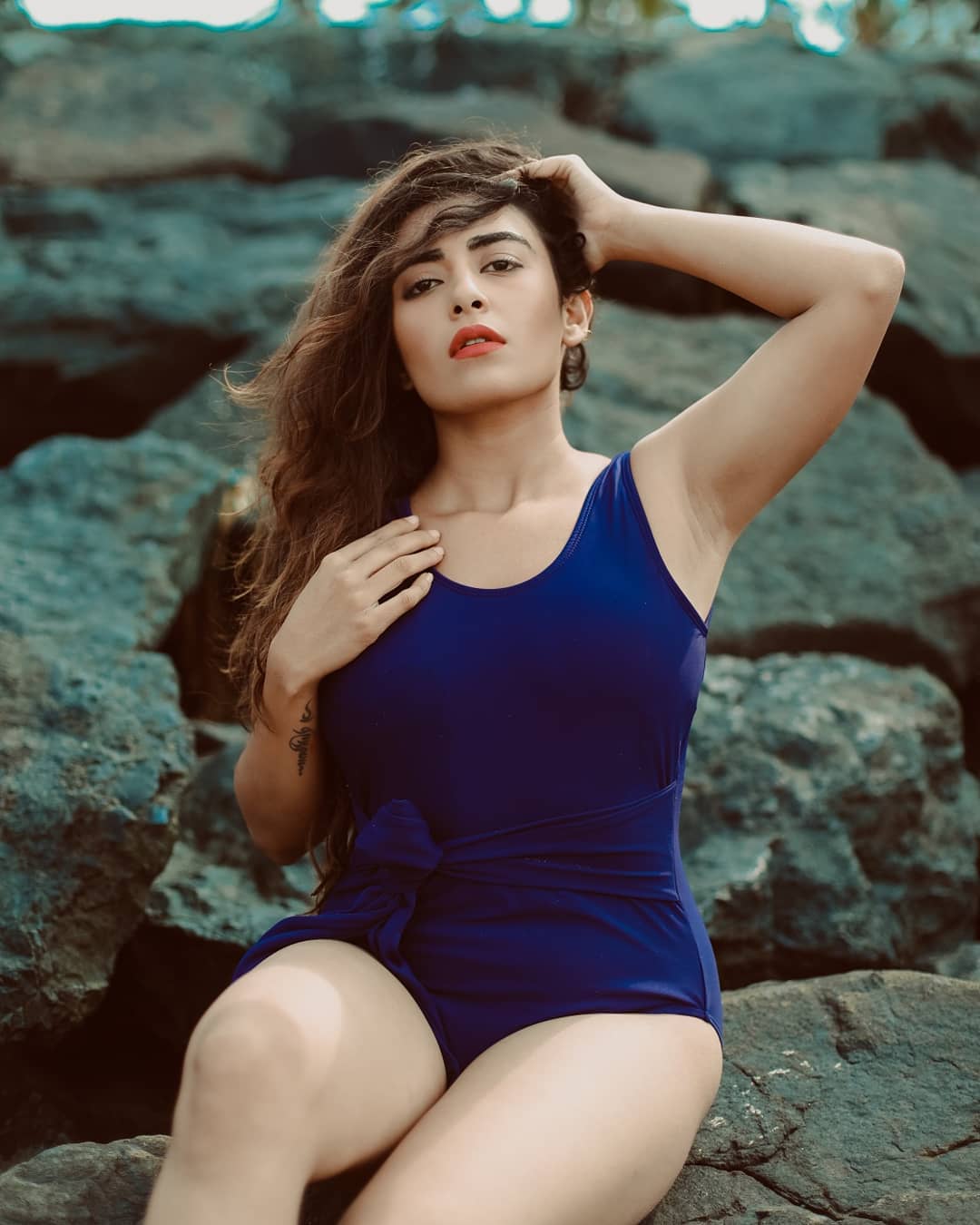 Jinal Joshi Hot Photos अपनी फोटज से सुर्खियां बटोर रही हैं जीनल जोशी ...