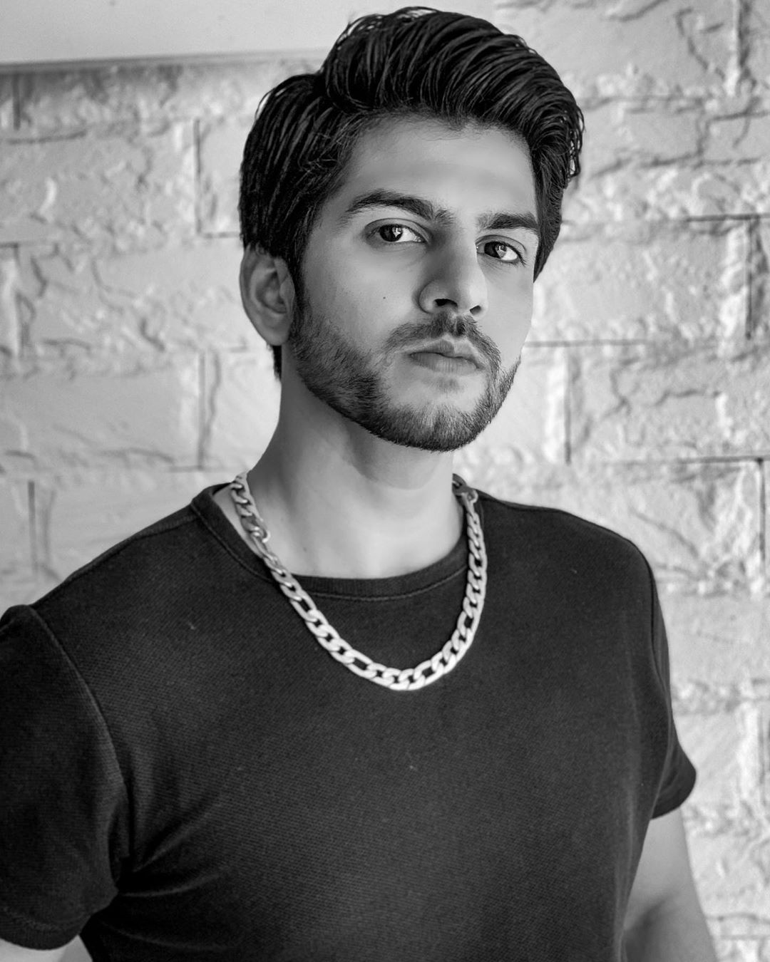 टीवी के 'लक्ष्मण' सुनील लहरी के बेटे कृष पाठक के लुक्स पर मरती हैं ...