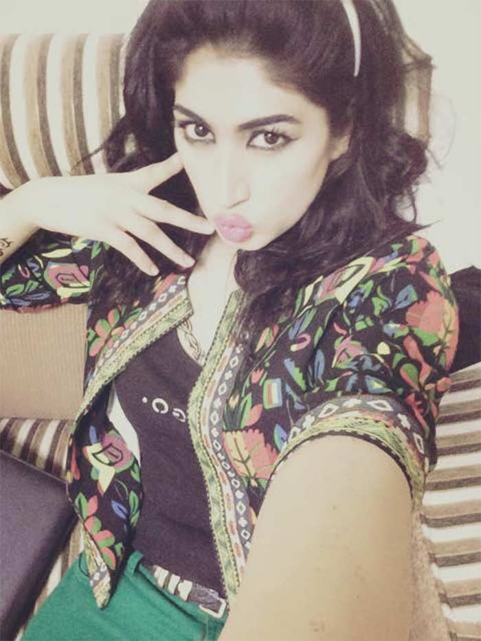 View hot pictures of Kandil Baloch | देखिये नरेन्द्र मोदी को धमकी देने ...