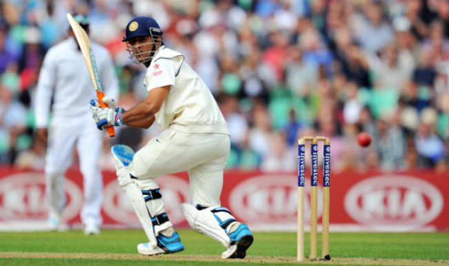 India vs England, 5th Test Day 1: Mahendra Singh Dhoni defiant but ...