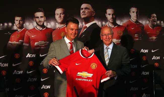 Bobby Charlton believes Louis van Gaal is the man to solve Manchester ...