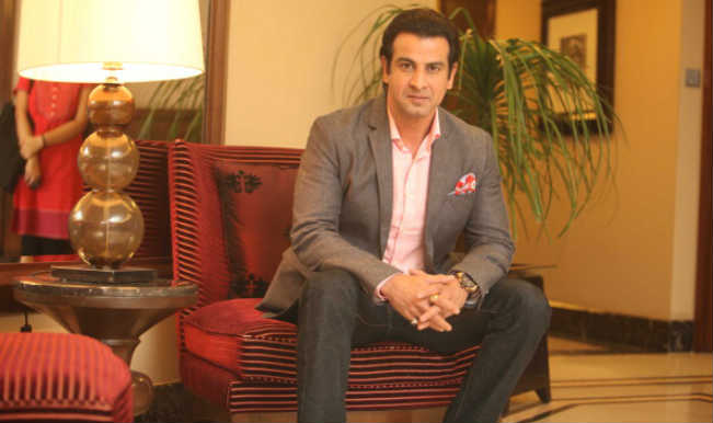‘Itna Karo Na Mujhe Pyaar’ actor Ronit Roy: I am a recluse | India.com