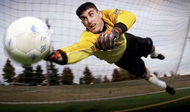 Goalkeeper’s face destroyed after he saves five goals with his face ...