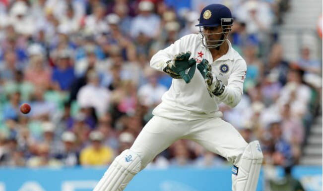 MS Dhoni takes over Virat Kohli to lead India in 2nd Test against ...