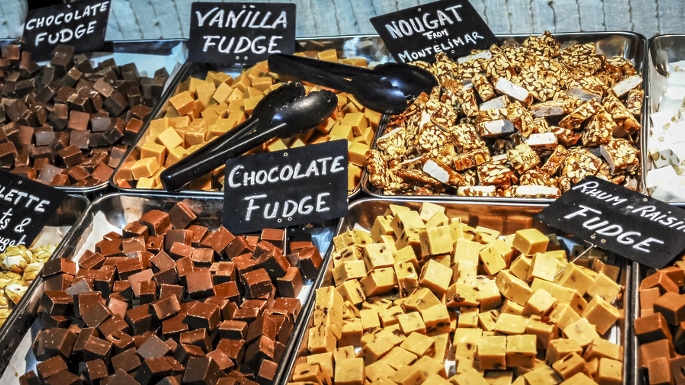 8 Easy Ways to Make and Eat Healthy Fudge Treats