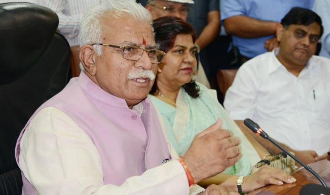 Proceeding in Robert Vadra land deal case as per law, says Manohar Lal ...