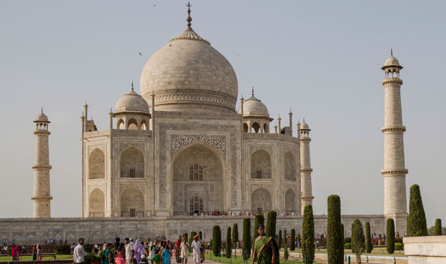 Obama visit: Taj Mahal spruced up | India.com