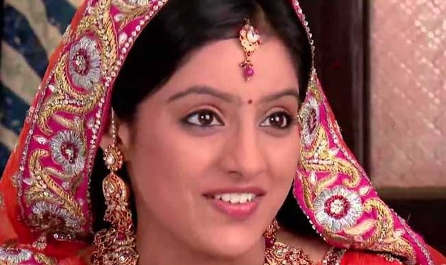 Diya Aur Baati Hum: Will Sooraj, Bhabho and Babasa get caught while ...