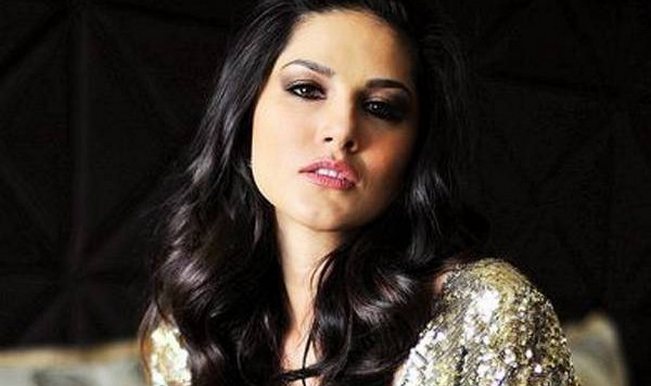 Why is Sunny Leone supporting #ItsNotUsItsYou social movement in MTV ...