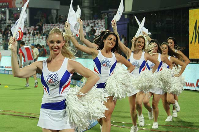 Cheerleaders-perform-during-the-45th-match-of-IPL-2014-between-Delhi ...