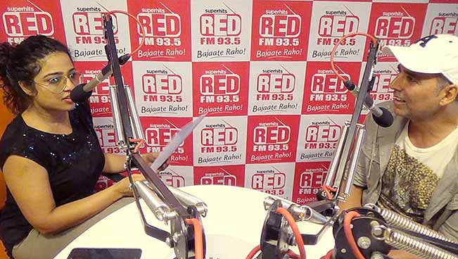 Gabbar Is Back: Akshay Kumar promotes his upcoming film on Radio ...