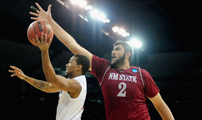 Sim Bhullar joins Sacramento Kings; becomes first Indian origin player ...