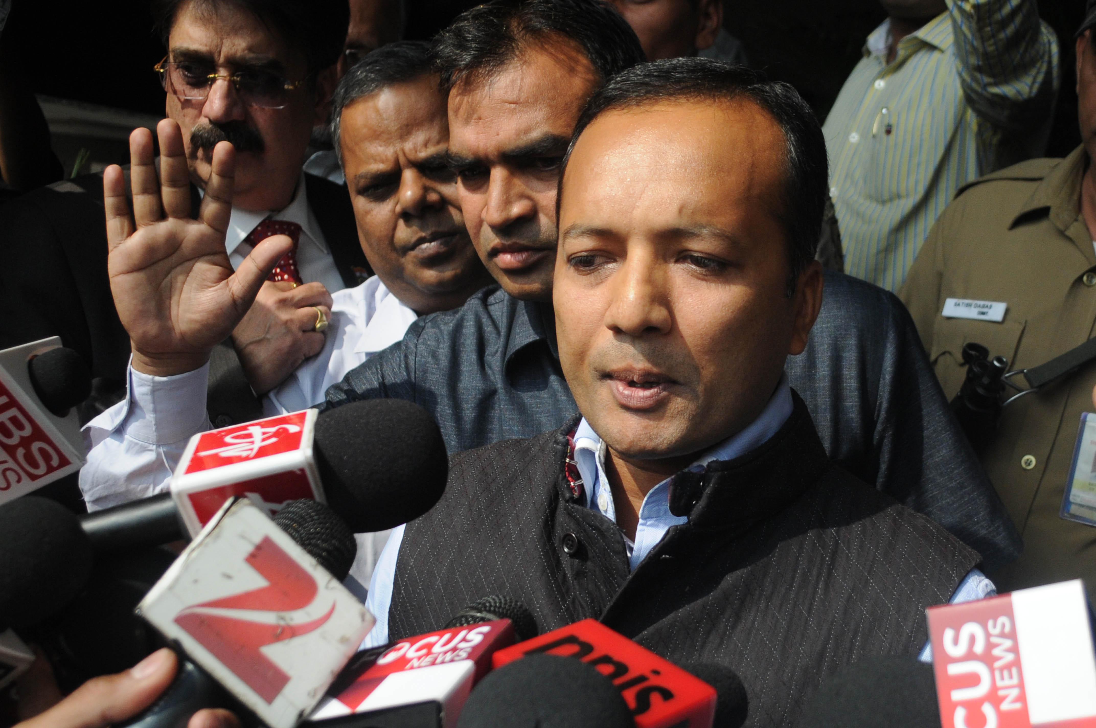 Coal scam: Naveen Jindal can travel abroad after informing court ...