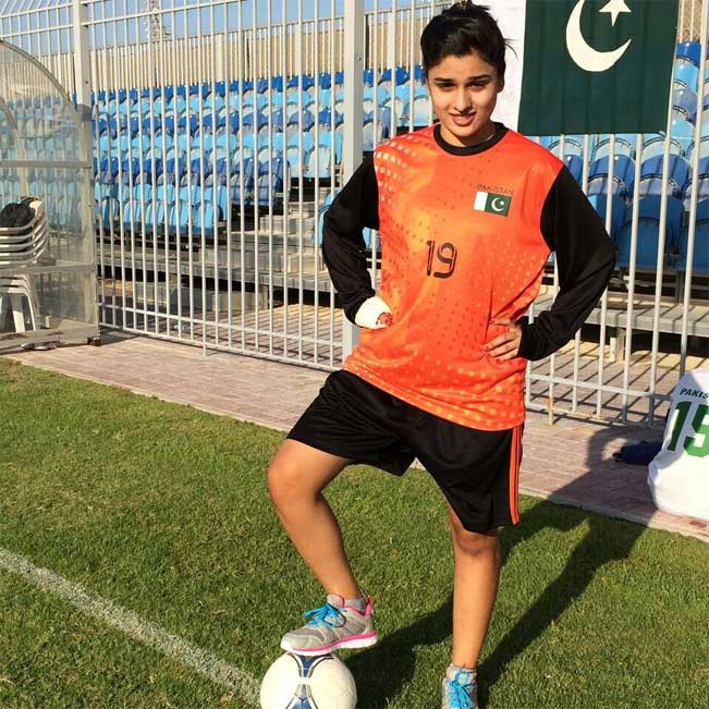 Syeda Mahpara from Pakistan – The Prettiest football goalkeeper in the ...
