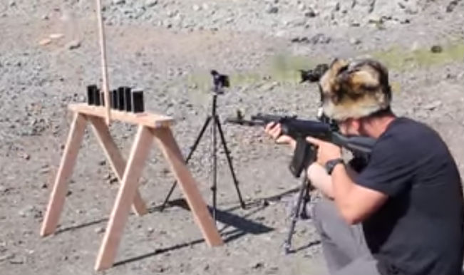 This guy blows up iPhones, watch video to find out why | India.com