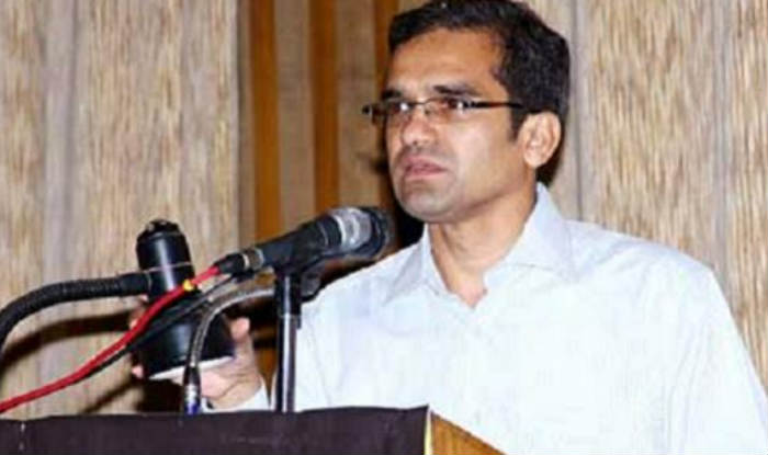 FTII director Prashant Pathrabe: I was forced to file FIR | India.com