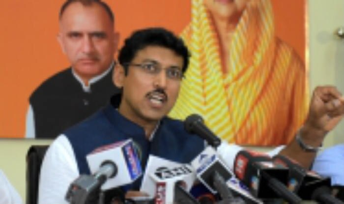 Rajyavardhan Singh Rathore meets Robert Gabriel Mugabe, extends ...