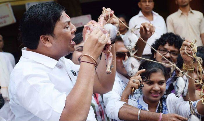 MNS workers protest against meat ban by selling chicken outside Jain ...