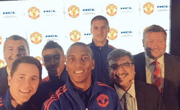 Manchester United enters into global partnership with HCL Tech | India.com