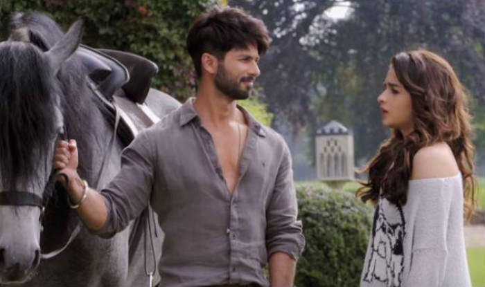 Shaandaar song gets over 2 million views | India.com