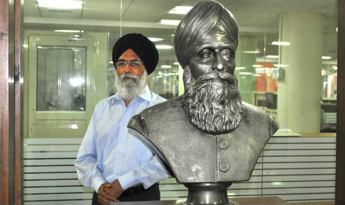 Punjabi poet Surjit Patar returns Sahitya Akademi Award | India.com