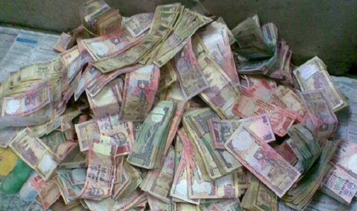 Bihar polls: Over Rs 14 crore cash seized so far | India.com