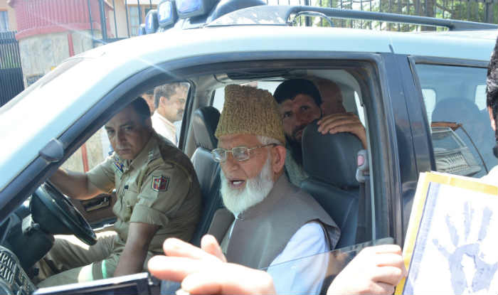 Nawaz Sharif invites Syed Ali Shah Geelani to Pakistan | India.com