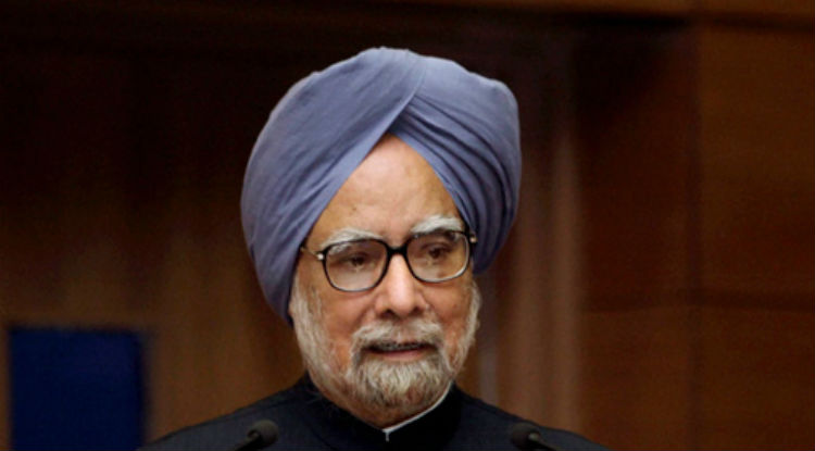 Manmohan Singh says land reforms need massive modernisation | India.com
