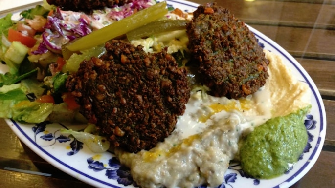 The 7 Best Hole-in-the-wall Falafel Restaurants in NYC