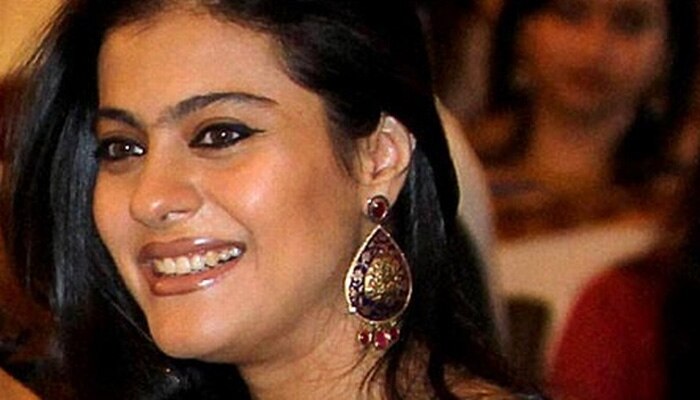 Kajol ‘bowled over’ by Ajay Devgn’s baby sitting gesture | India.com