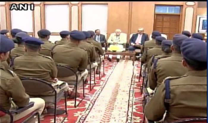 Narendra Modi meets trainee IPS officers of 2014 batch | India.com