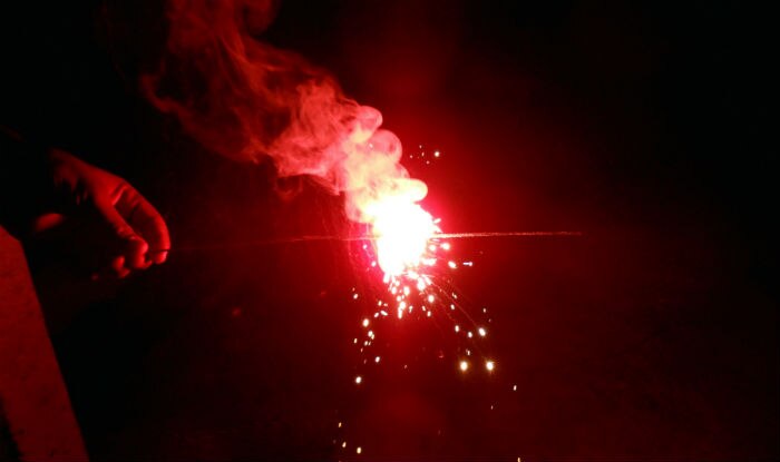 Maharashtra: Girl eats fire cracker thinking it as chocolate, dies ...