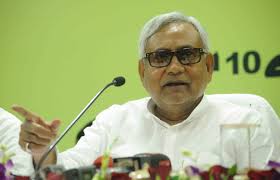 Nitish Kumar set to be elected leader of Grand Alliance | India.com