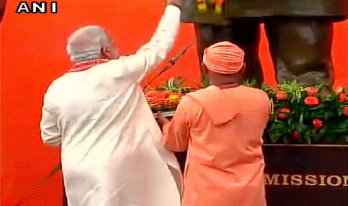 PM Modi inaugurates Swami Vivekananda statue in Malaysia, calls him the ...