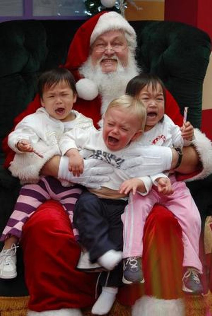 #10DaysTo2016: 28 Santa pictures with crying babies will definitely ...