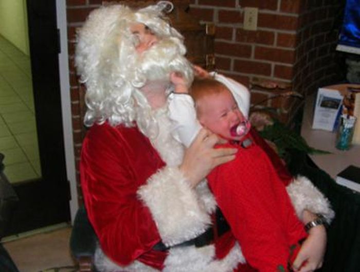 #10DaysTo2016: 28 Santa pictures with crying babies will definitely ...