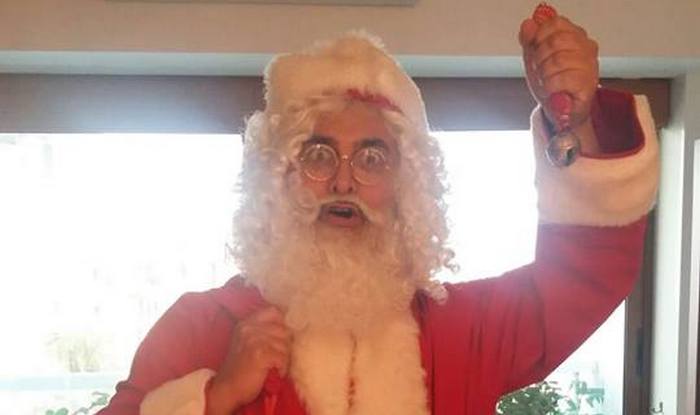 How cute! Aamir Khan becomes Santa Claus for Little Azad: Check out his ...