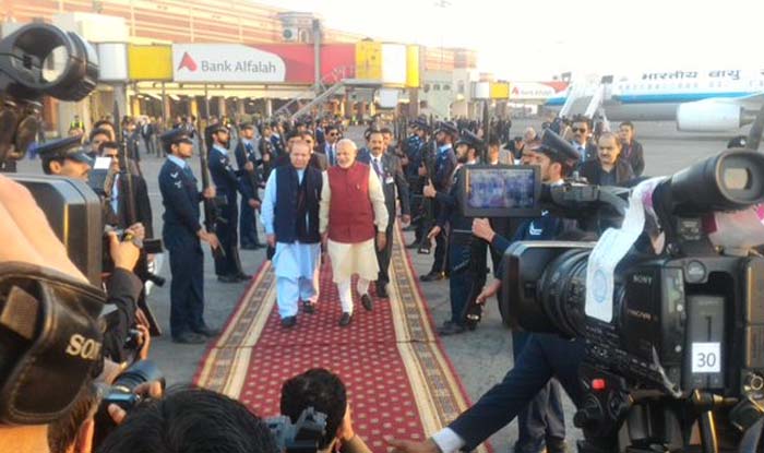 CPI welcomes Narendra Modi’s surprise Lahore visit move | India.com