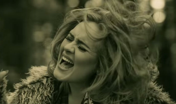 Adele gives up tea | India.com