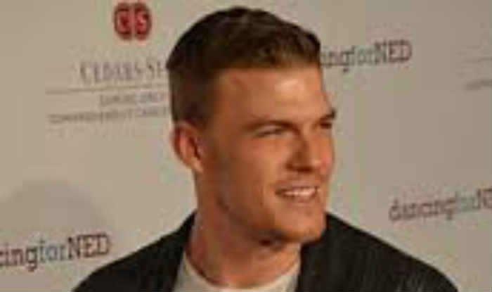 Hunger Games Alan Ritchson becomes dad for third time | India.com