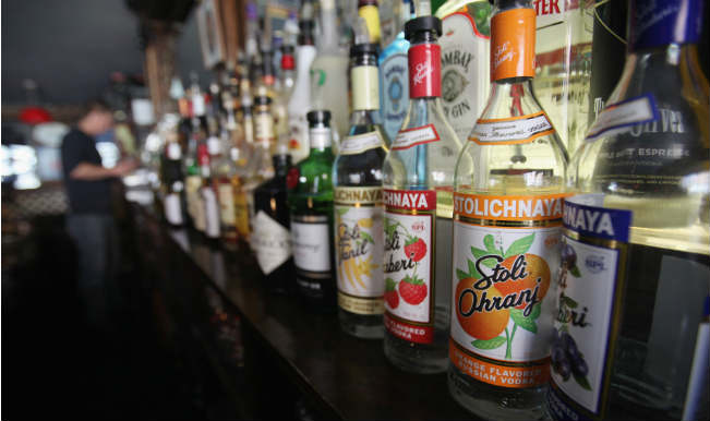 This Diwali, Foreign Liquor to Coss Less in Delhi. Here