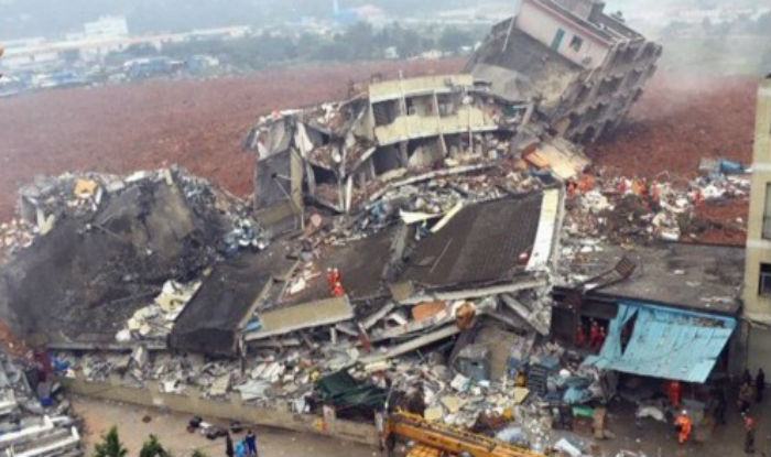 China massive landslide caught on camera (Video) | India.com