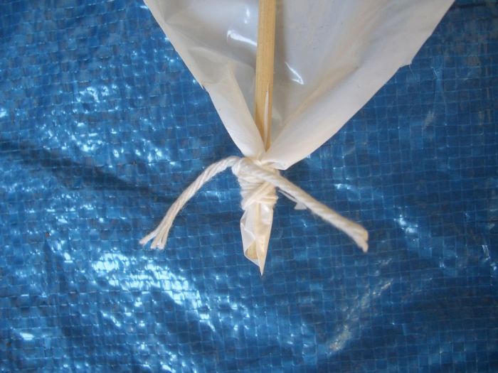 DIY Kite: This kite made from junk materials will fly high and help ...