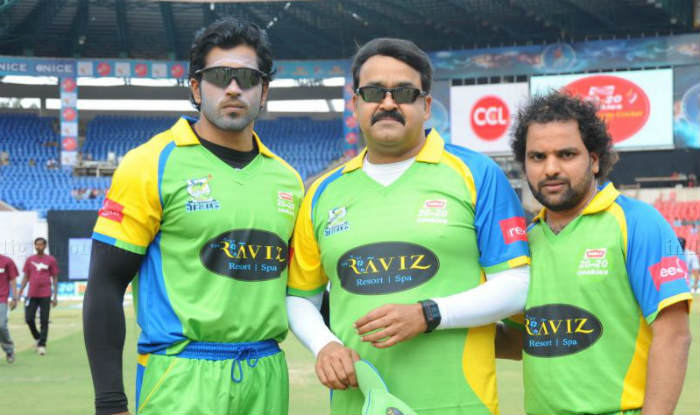 Kerala Strikers win by 6 wickets | Celebrity Cricket League (CCL) 2016 ...