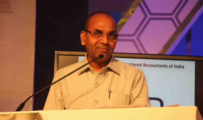 Anant Geete: BHEL, 11 other PSUs running in losses | India.com