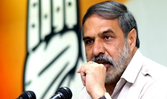 Congress leader Anand Sharma attacked in JNU, student union blames ABVP ...