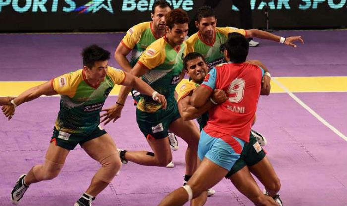 Patna Pirates beat U Mumba 40-26 | Pro Kabaddi League 2016 Live Score ...